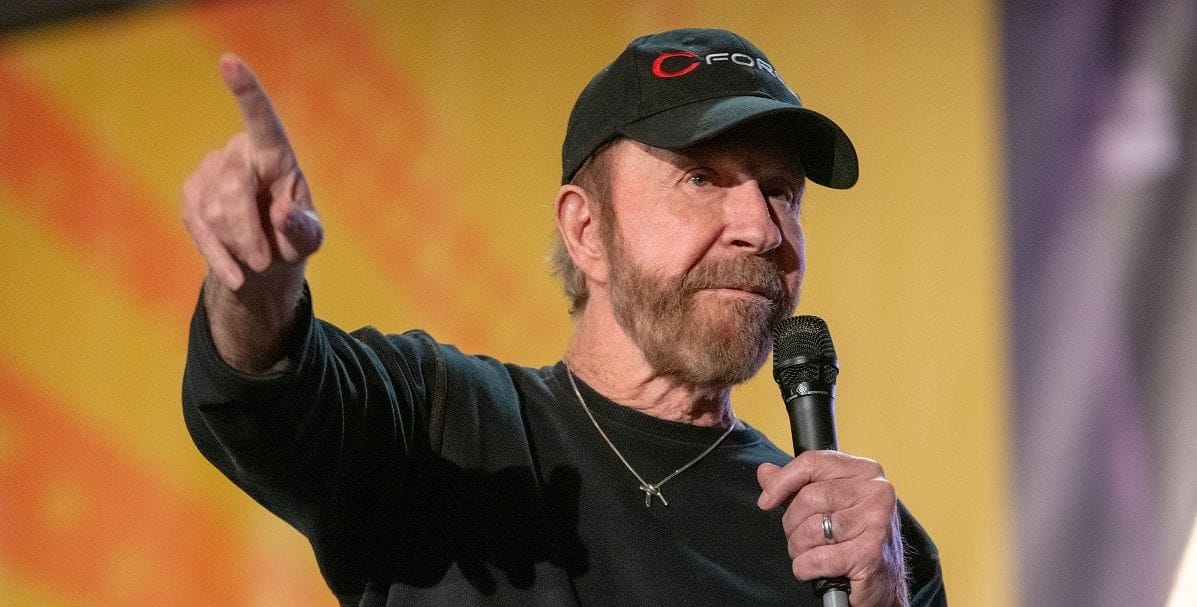 Chuck Norris Says "Thank You, Truckers!" In This Touching Video | Infinit-I