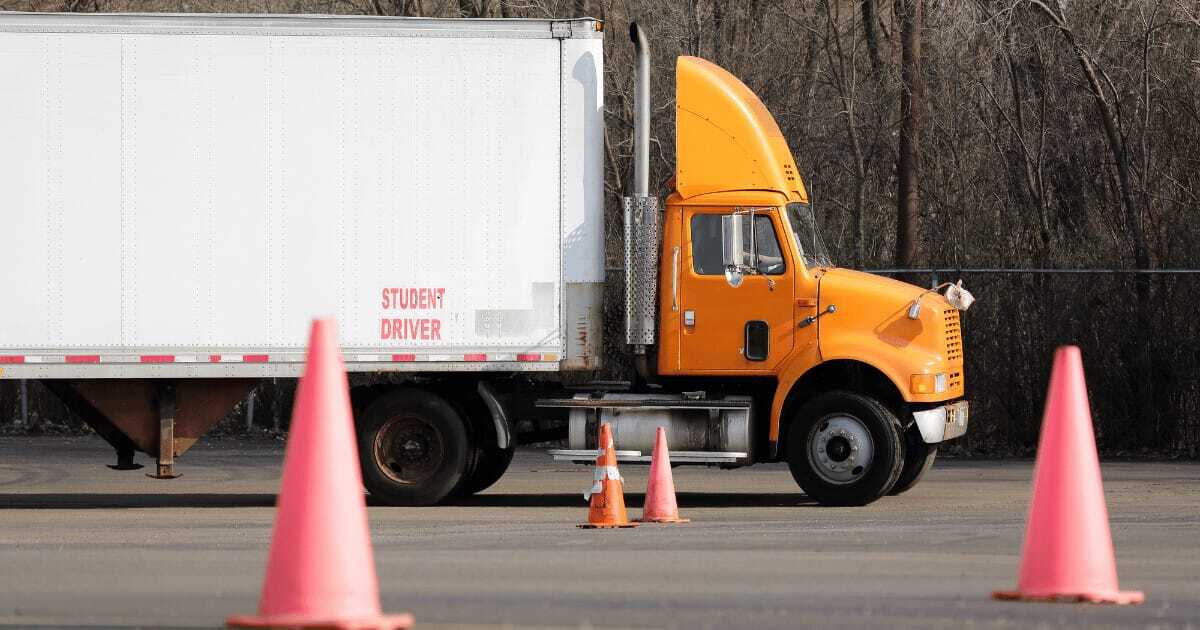 Professional Easy Online CDL Training 2024 | Infinit-I